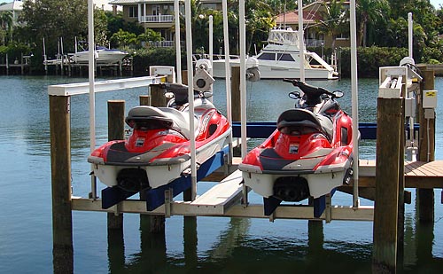 GOLDEN BOAT LIFTS PWC LIFT - SWIVEL SEAWALL MOUNT JS1500R - Lifturi ...